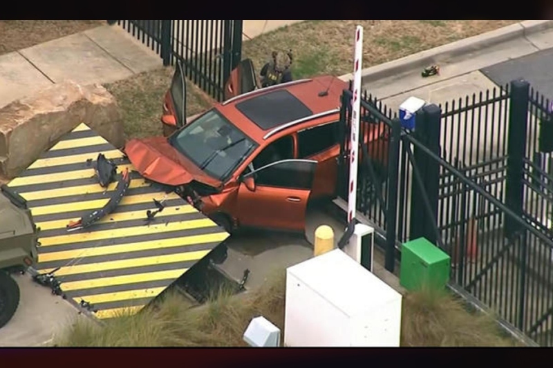 Driver rams car through front gate at FBI Atlanta headquarters — DeKalb ...